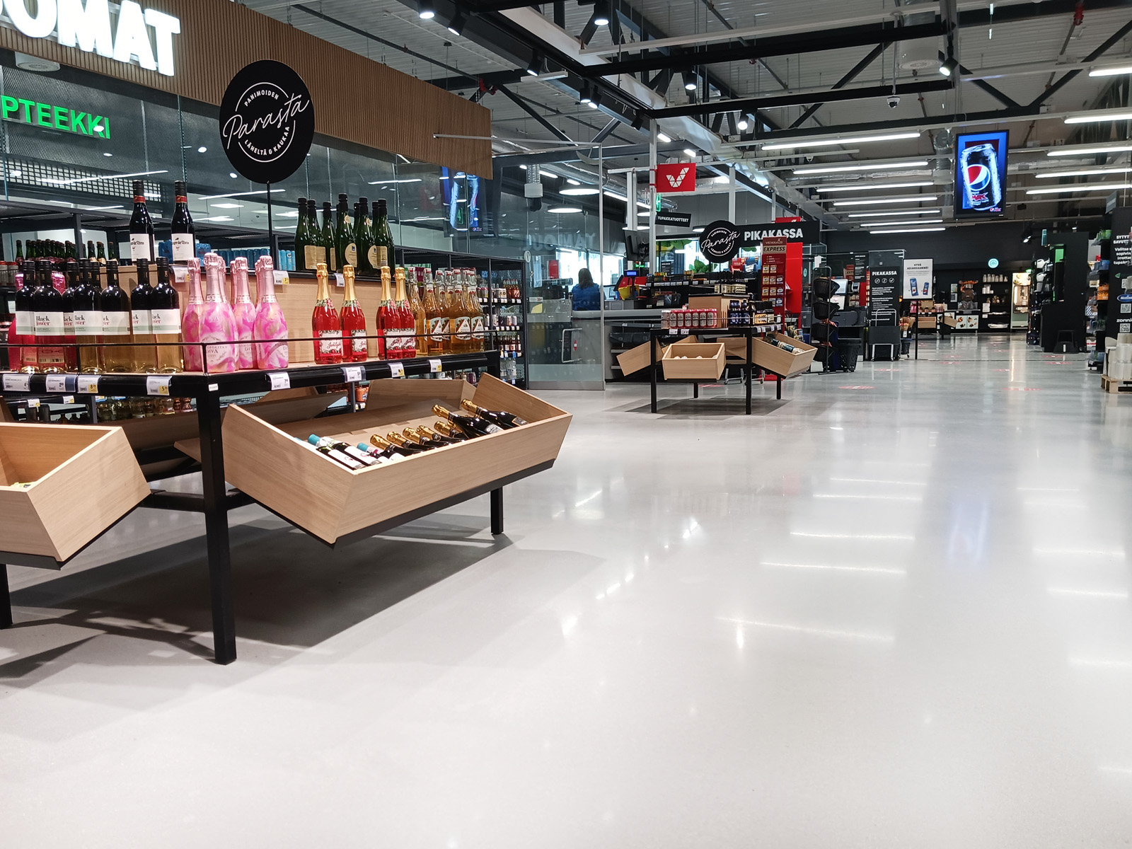 Decorative concrete floor